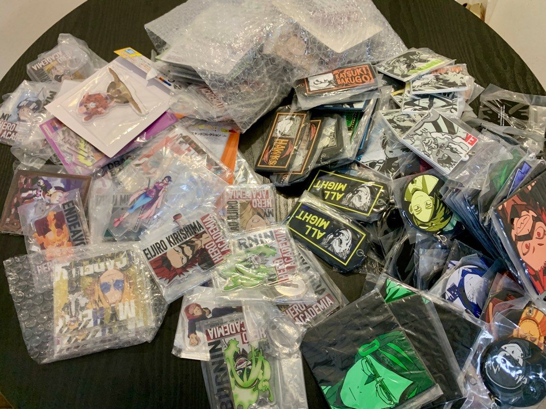 My Hero Academia dragon ball Anime stand / Acrylic stand, Hobbies ...