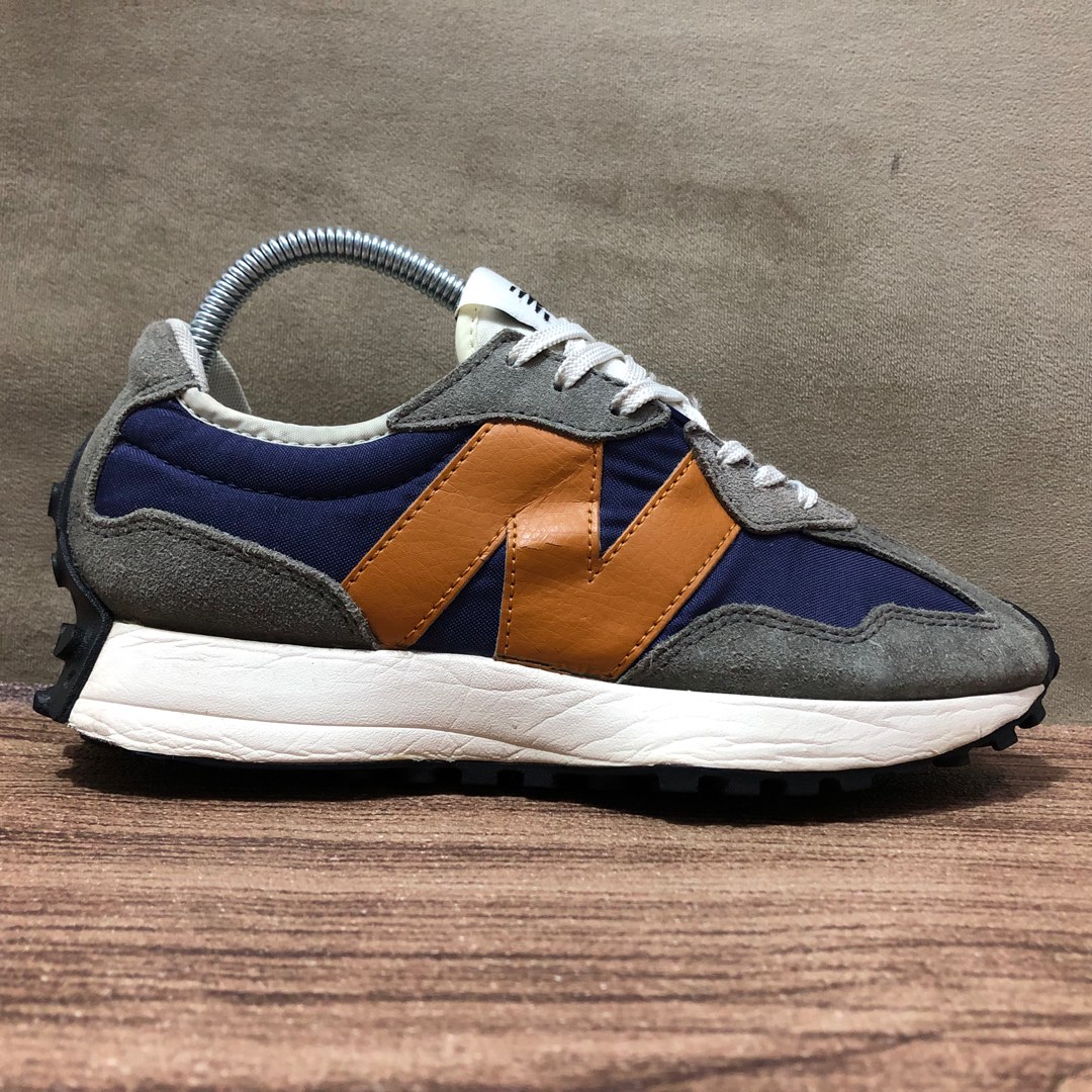 New balance 327 size 37,5 b4467, Fesyen Wanita, Sepatu di Carousell