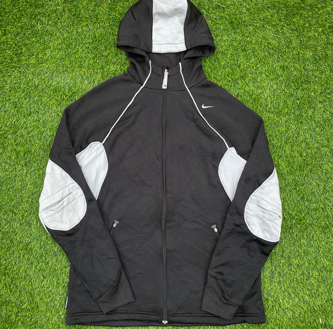 Nike Sphere Dry Gorpcore Style, Men's Fashion, Coats, Jackets and ...