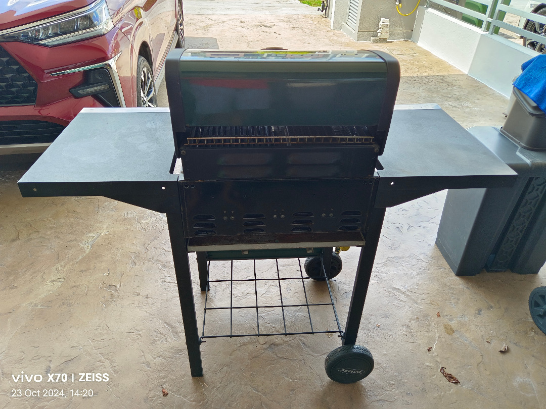 Outback Gas BBQ Grill, TV & Home Appliances, Kitchen Appliances, BBQ ...