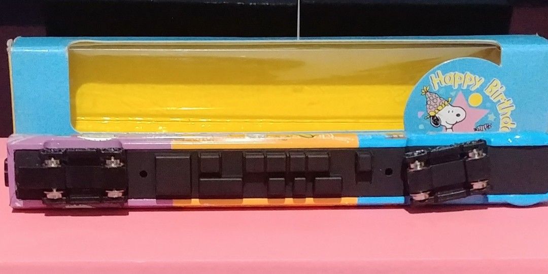 PEANUTS x UFS SNOOPY COLLECTIBLE DIE CAST MODEL TRAIN, Video Gaming ...