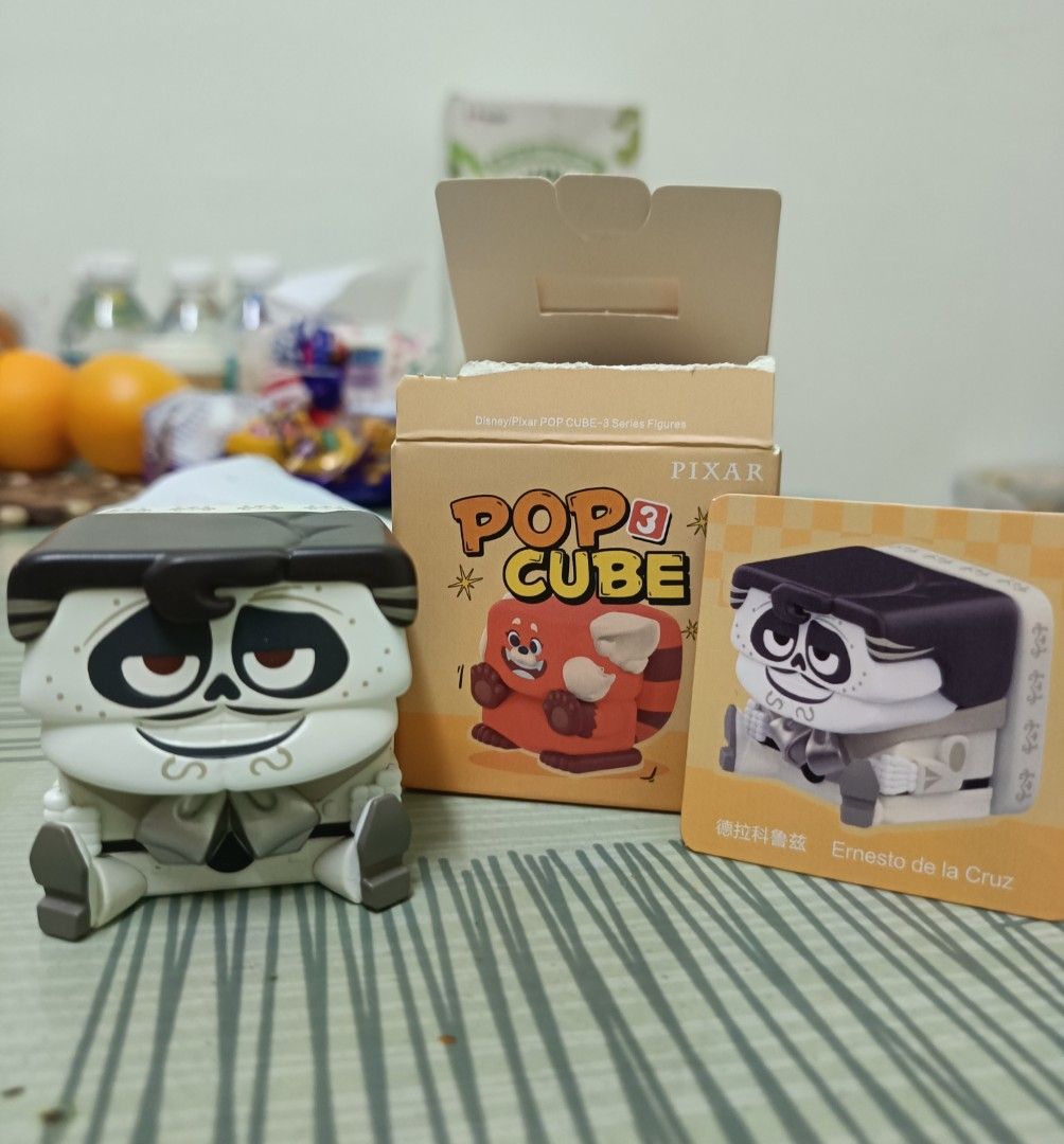 Popmart Pixar Pop Cube Blind box - Ernesto de la Cruz (COCO), Hobbies ...
