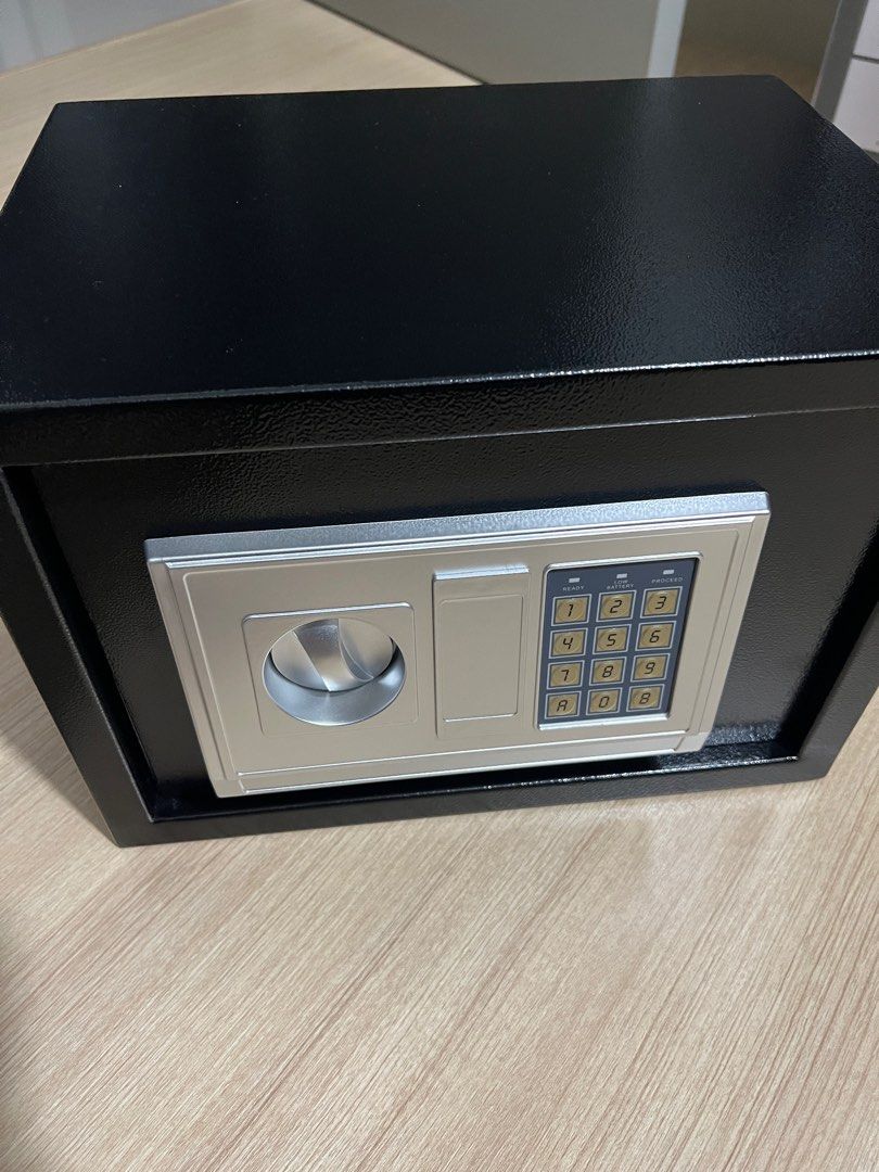 Safebox, peti besi, vault, peti besi emas, simpan duit , peti cash ...