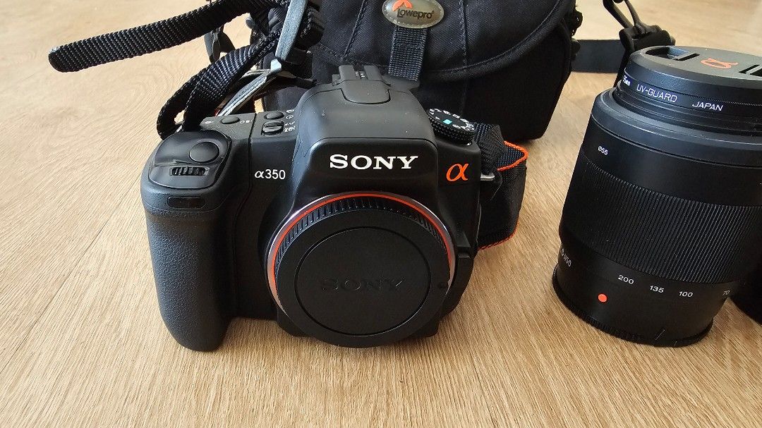 Sony DSLR-A350 camera with lens (Full kit) on Carousell