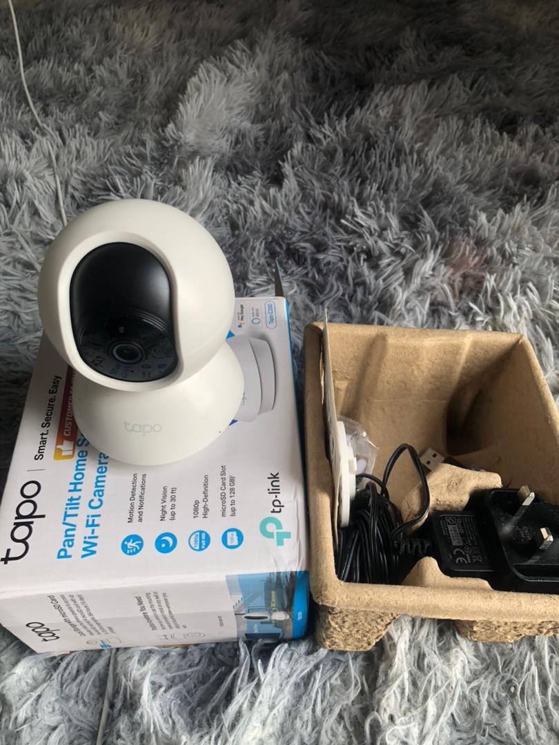 TP-Link TAPO C200 Pan/Tilt Home Security Wi-Fi Camera, Furniture & Home ...