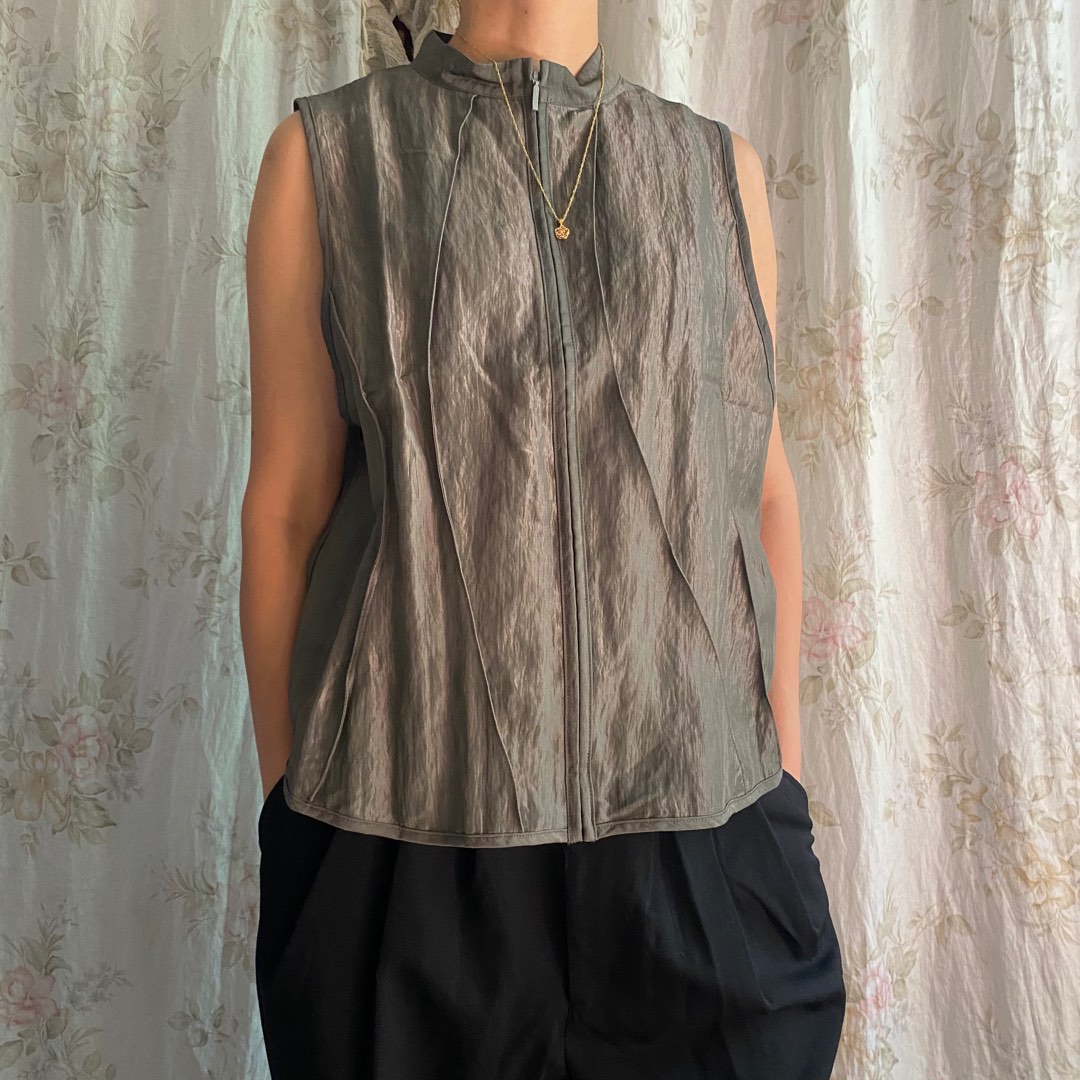 This Vintage Gianno Lo Guidice Silk Vest(Alternative For Paf Post ...