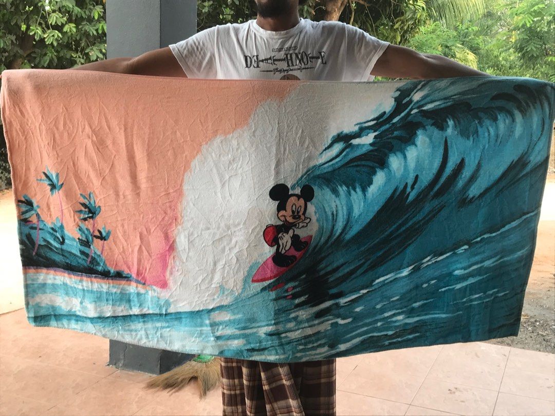 Tuala besar / miki hawaii, Everything Else, Others on Carousell