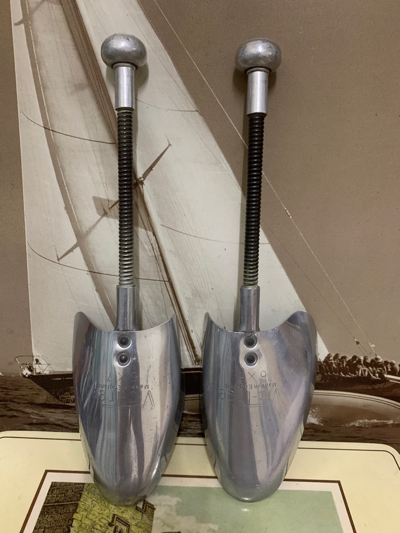 VINTAGE 1960s ALUMINIUM VIC-TREE SHOE TREES Spring Action Stretchers ...