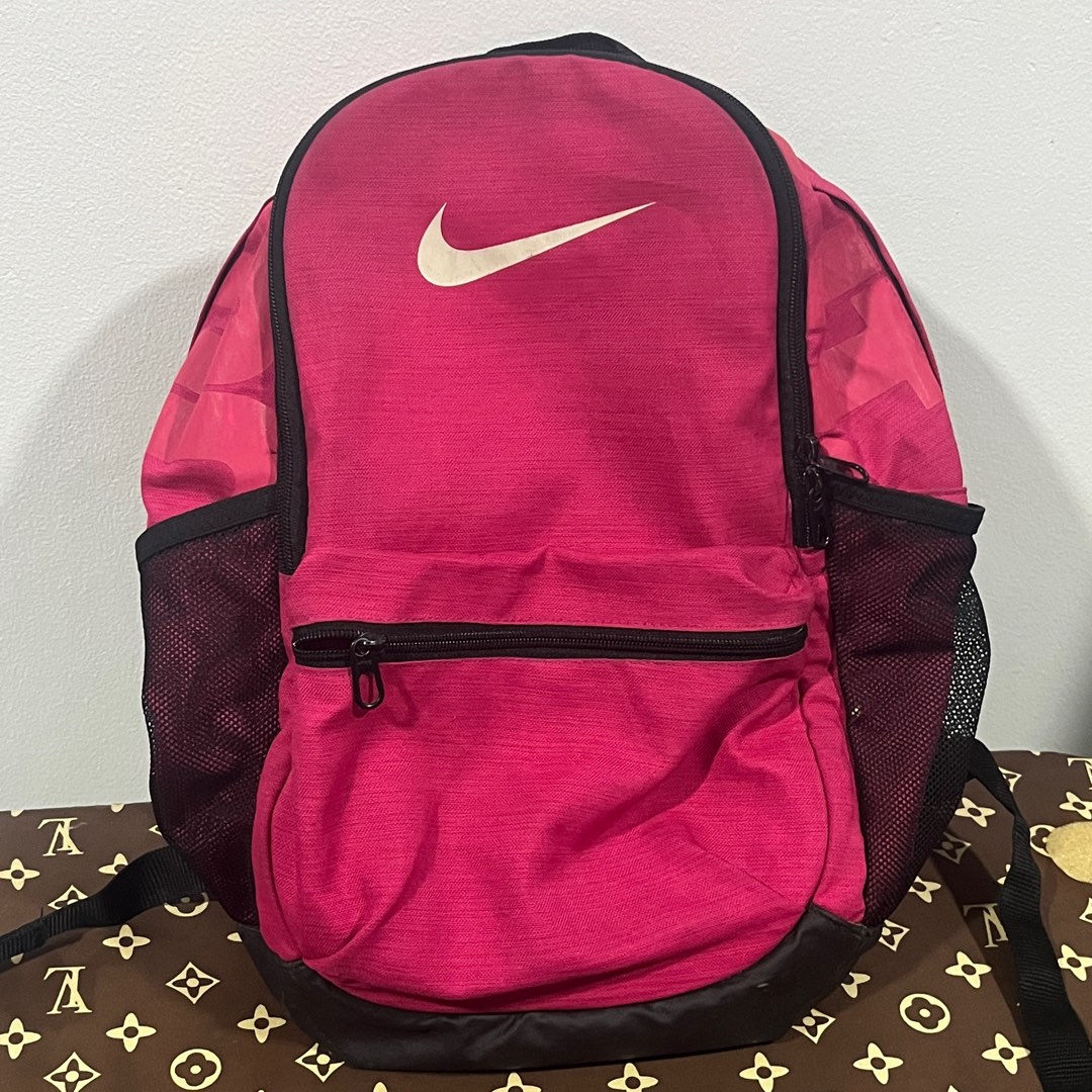 Authentic nike backpack, Men's Fashion, Bags, Backpacks on Carousell