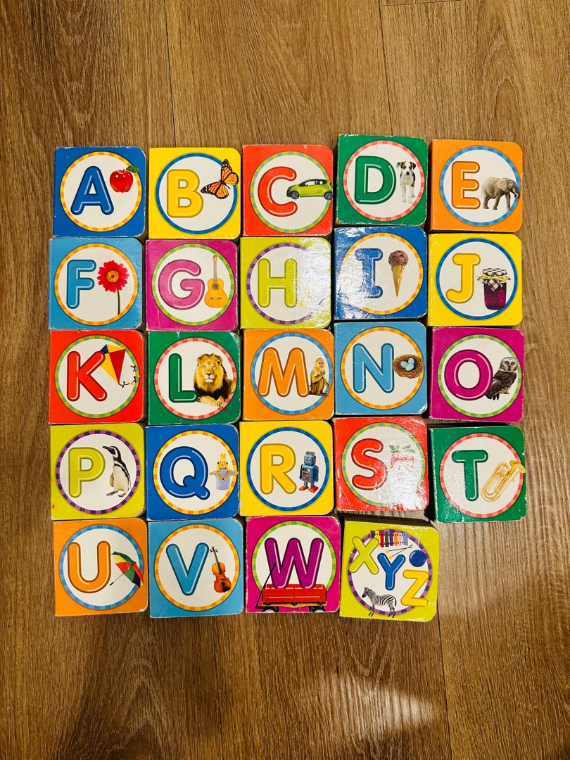 Buku ABC alphabets boardbook bahasa Inggris, Bayi & Anak, Lainnya di ...