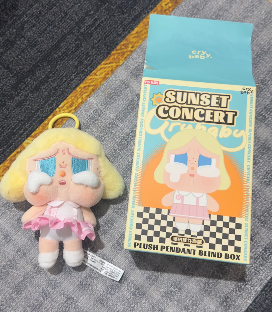 Cry Baby-Sunset Concert, Hobbies & Toys, Toys & Games on Carousell