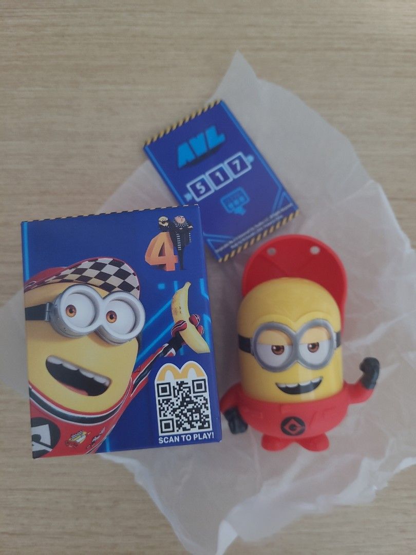 Despicable me 4 Mcdonald's Pit Crew Phil, Hobbies & Toys, Toys & Games ...