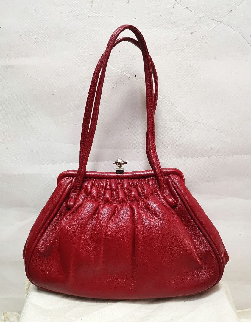 Great Condition unusual Deep Red Frame Handbag 1960s Vintage., Women's ...