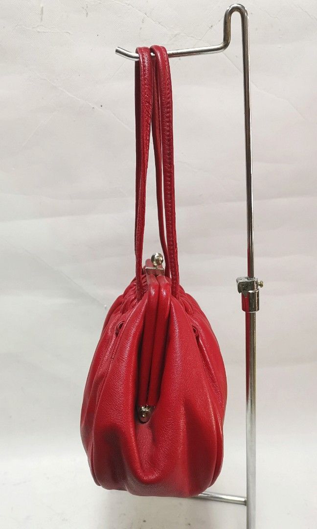Great Condition unusual Deep Red Frame Handbag 1960s Vintage., Women's ...