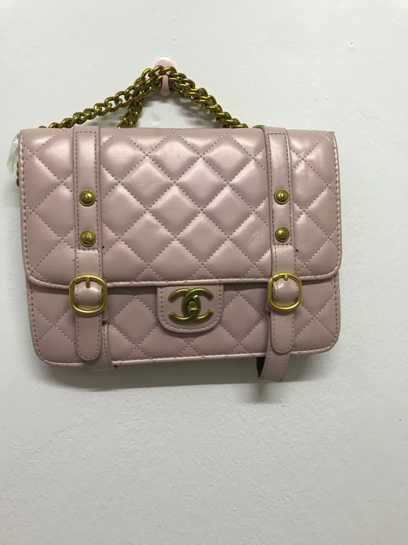 Handbeg chanel, Women's Fashion, Bags & Wallets, Shoulder Bags on Carousell