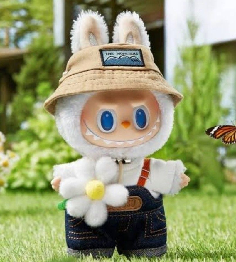 Labubu - Fall in Wild (Pendant), Hobbies & Toys, Toys & Games on Carousell