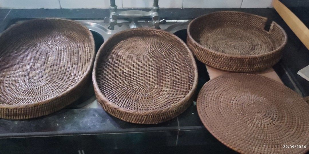 Lampu dan dulang rotan, Furniture & Home Living, Home Decor, Other Home ...