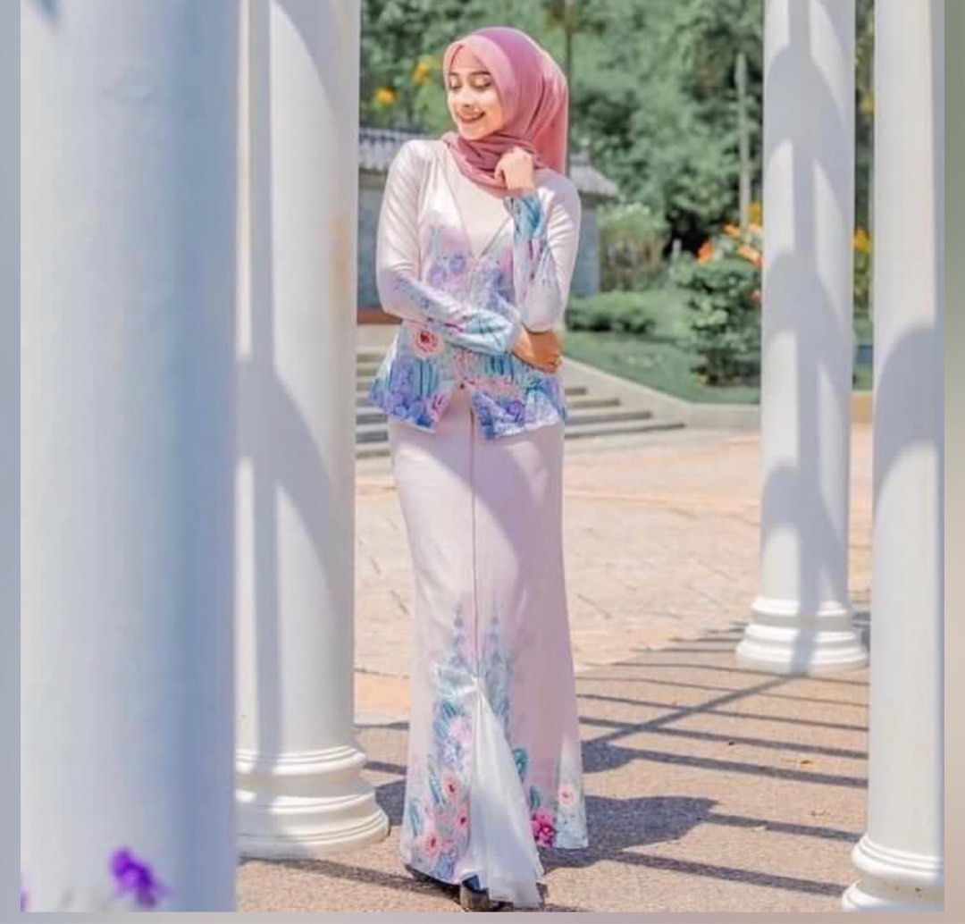 Leeyanarahman Kurung, Women's Fashion, Muslimah Fashion, Baju Kurung ...