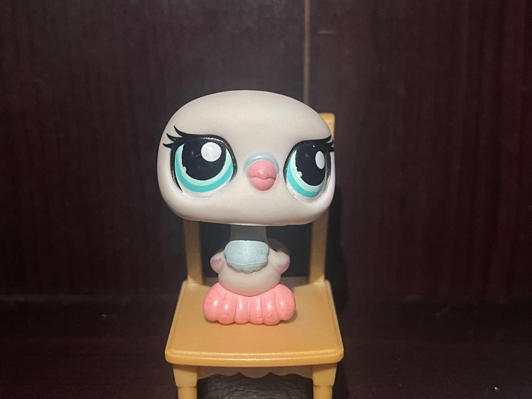 Littlest pet shop lps bliri, Hobbies & Toys, Toys & Games on Carousell
