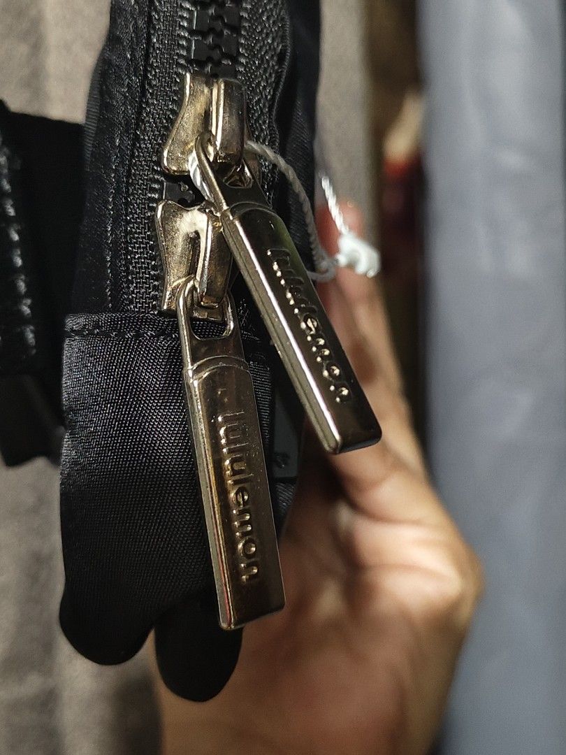 Lululemon 2L plain black, Men's Fashion, Bags, Sling Bags on Carousell