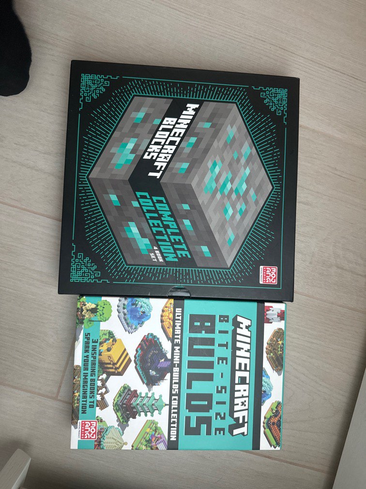 Minecraft bookset, 興趣及遊戲, 書本 & 文具, 小朋友書 - Carousell