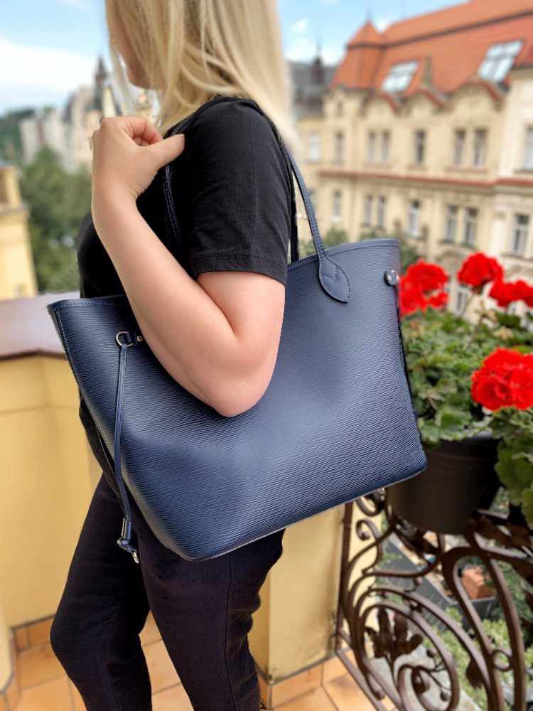 Neverfull epi mm, Luxury, Bags & Wallets on Carousell