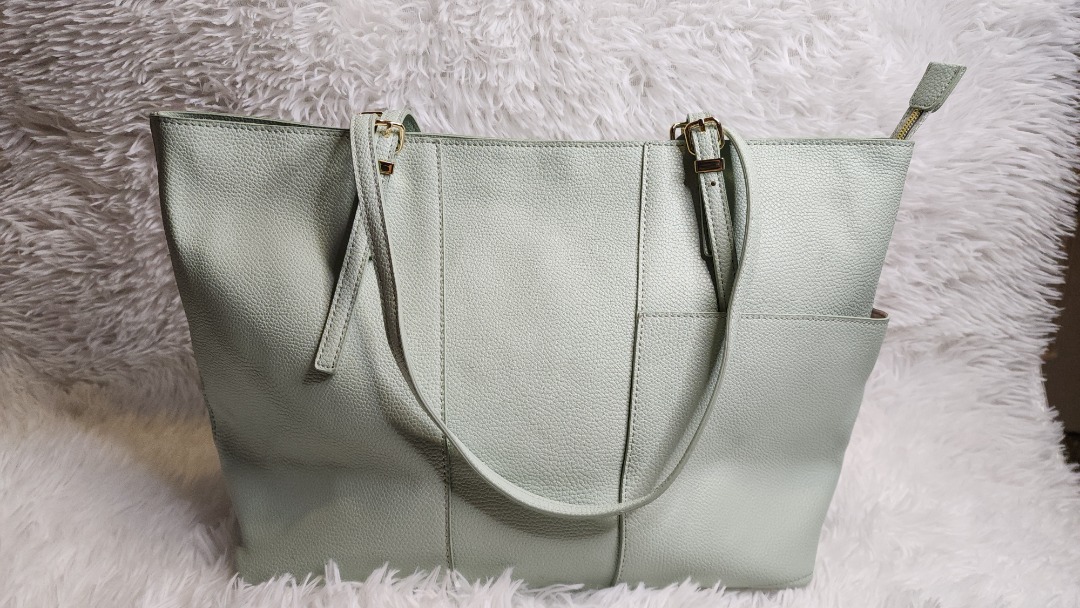 OPAQUE TOKYO Tote Bag, Women's Fashion, Bags & Wallets, Tote Bags on ...