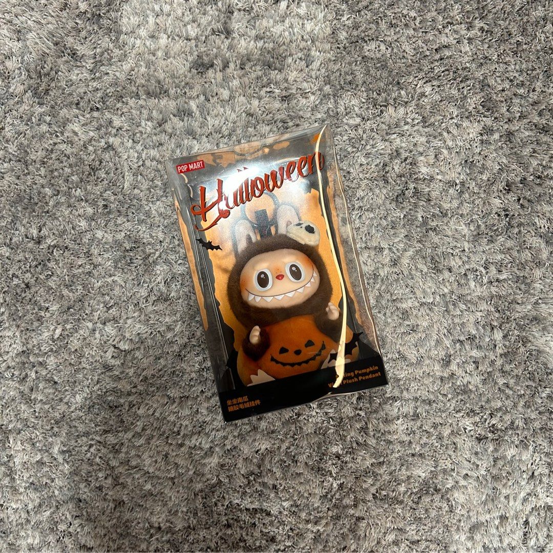 POPMART THE MONSTERS LABUBU HALLOWEEN SITTING PUMPKIN, Hobbies & Toys ...
