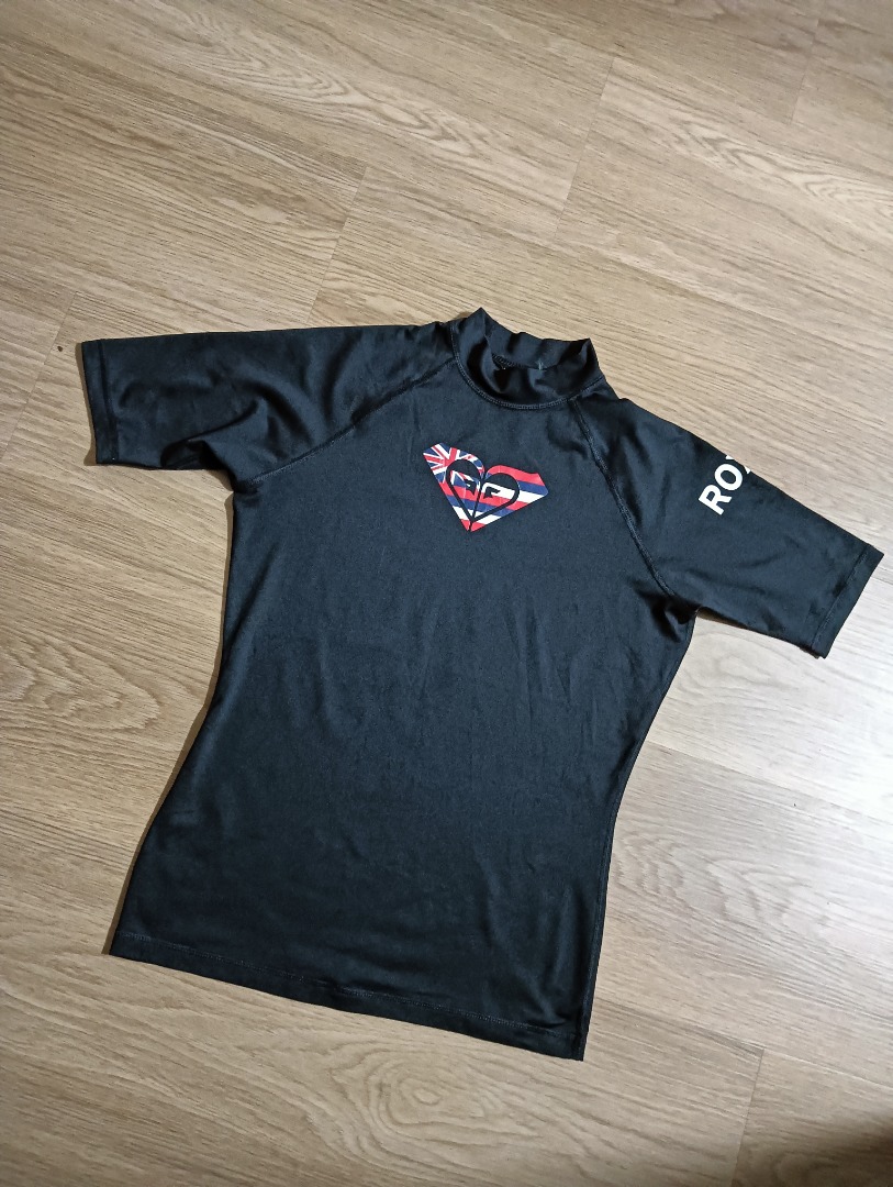 ROXY HAWAII RASH, Women's Fashion, Swimwear, Rash guard on Carousell