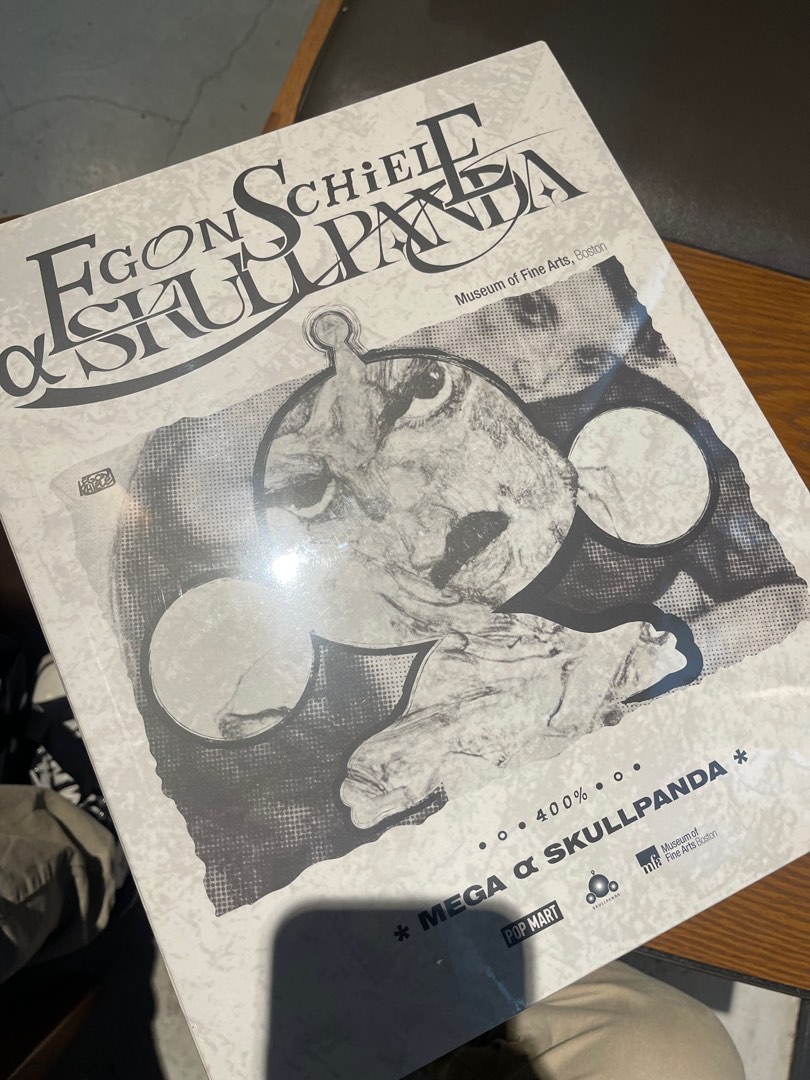 Skullpanda 400% Egon, Hobbies & Toys, Toys & Games on Carousell