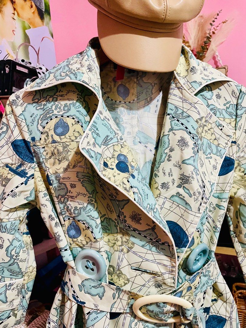 Vintage Map Coat with Belt, Women's Fashion, Coats, Jackets and ...