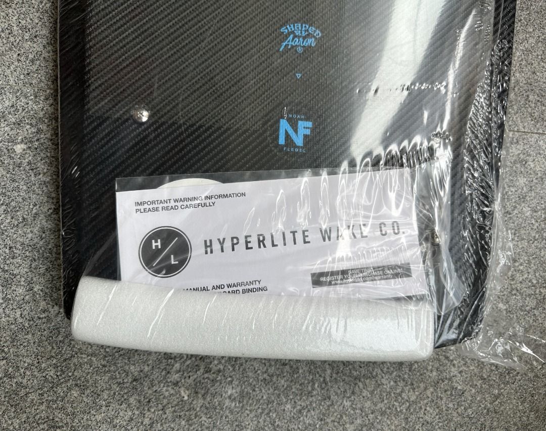WakeBoard (Hyperlite Riot Nova 2021 Noah Flegel Signature Model) Size 138, 運動產品, 運動與體育, 運動與體育 ...