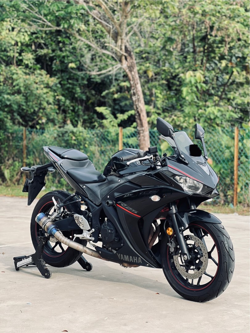 Yamaha R25 V1 2018, Motorbikes on Carousell