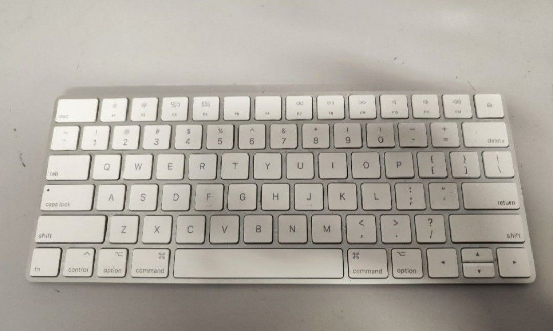 Apple Wireless Keyboard, Computers & Tech, Parts & Accessories ...