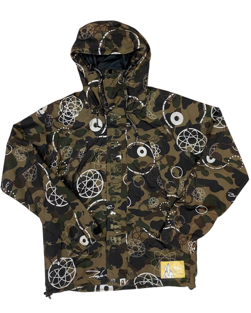 Bape x Futura 1st Camo, Men's Fashion, Activewear on Carousell