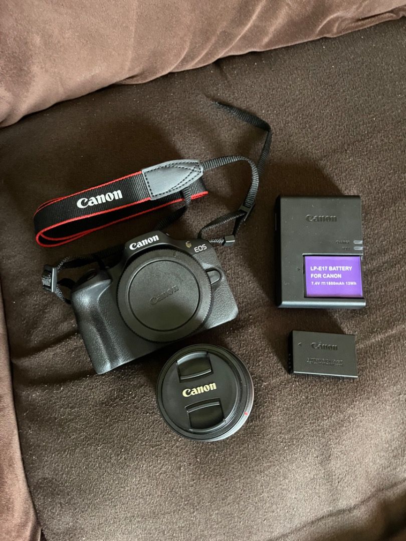 Canon r100 4k mirrorless camera good as new, Photography, Cameras on ...