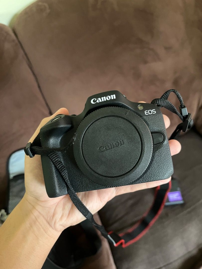 Canon r100 4k mirrorless camera good as new, Photography, Cameras on ...