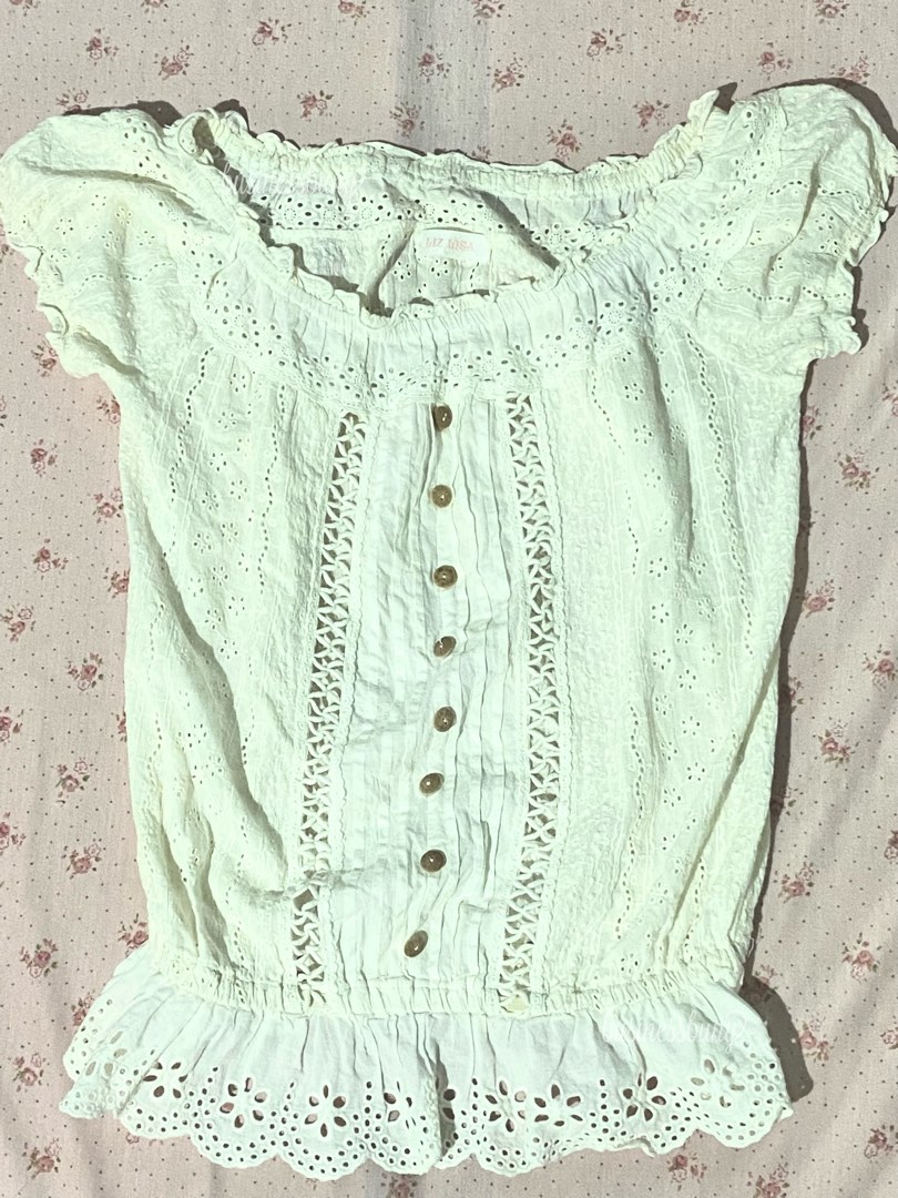 coquette offshie liz lisa top, Women's Fashion, Tops, Blouses on Carousell