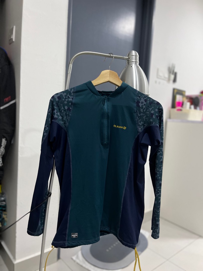 Decathlon Swimming Top (OLAIAN), Women's Fashion, Swimwear, Muslimah ...