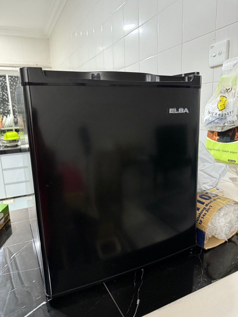 Elba 60L mini bar refrigerator, TV & Home Appliances, Kitchen ...