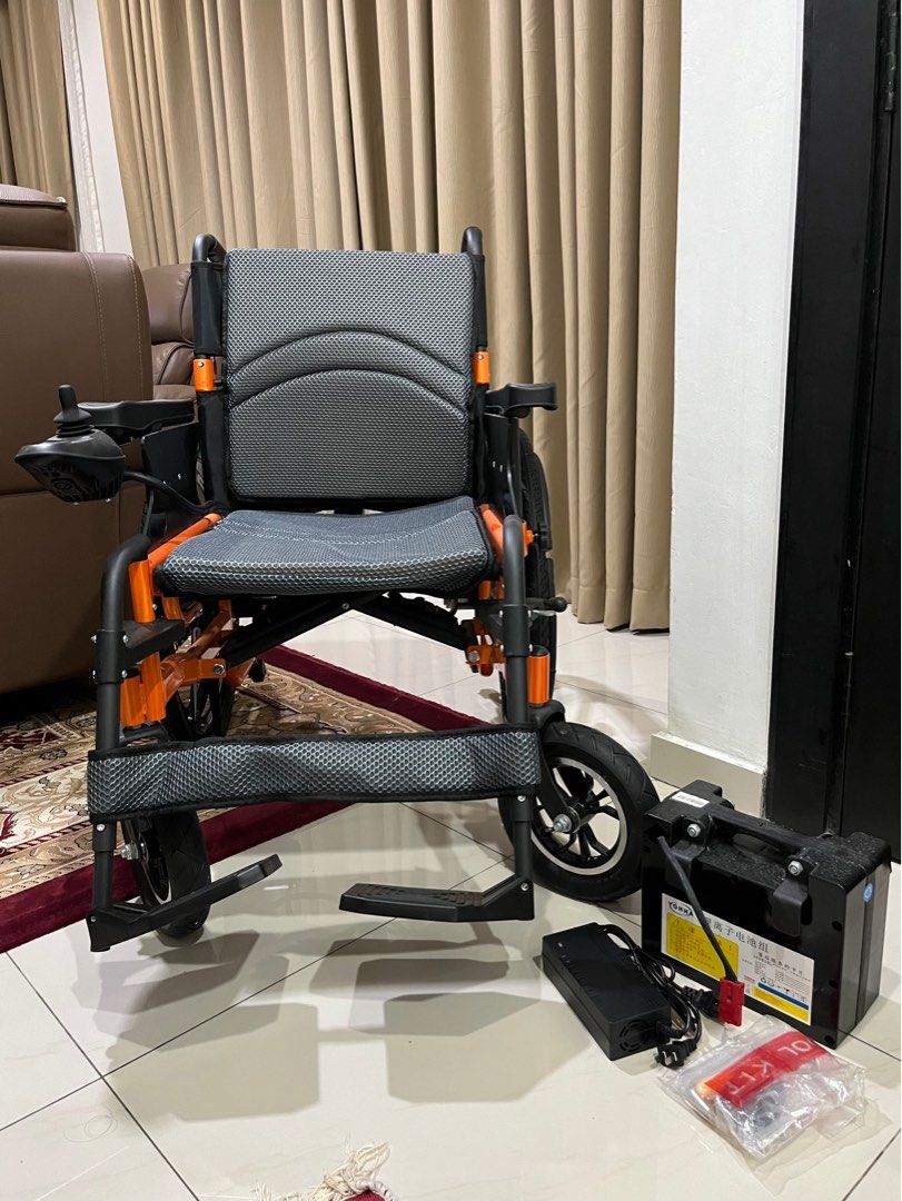 Fresco Electric Wheelchair Sport Rim, Health & Nutrition, Medical ...