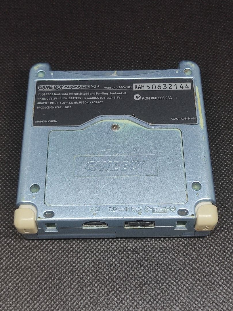 Gameboy Advance SP 101 (for parts), Video Gaming, Video Game Consoles ...