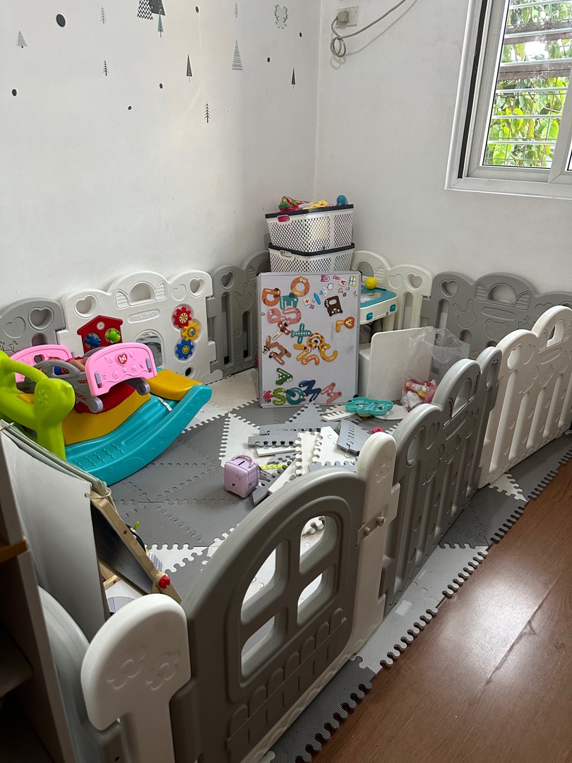 Haenim Toy 10-panel playfence, Babies & Kids, Baby Nursery & Kids ...