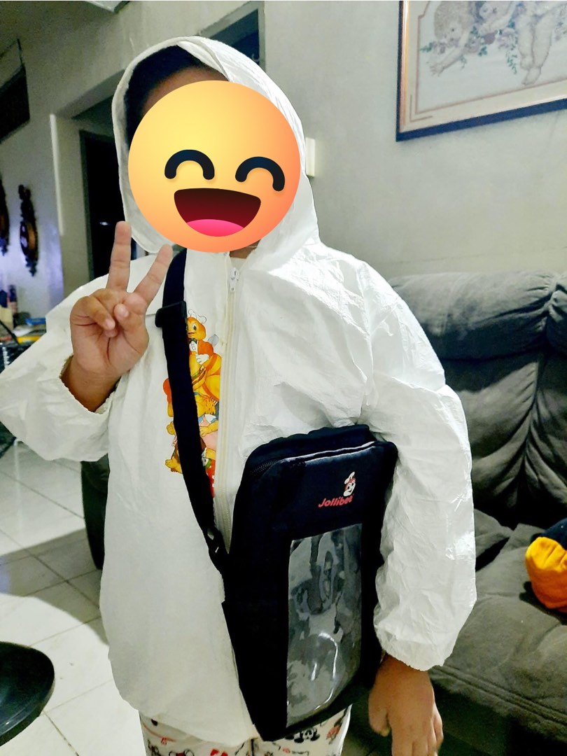 Jollibee Vintage Hoodie Jacket and Riders sling bag set, Hobbies & Toys ...