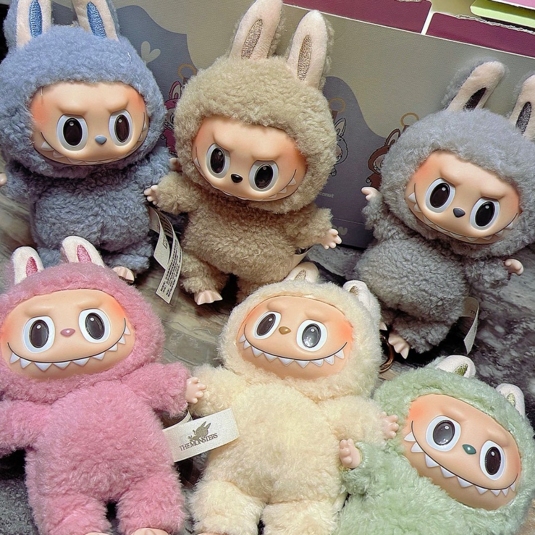 LABUBU DOLL , MACAROONS AND HAVE A SET AVAILABLE !, Hobbies & Toys ...