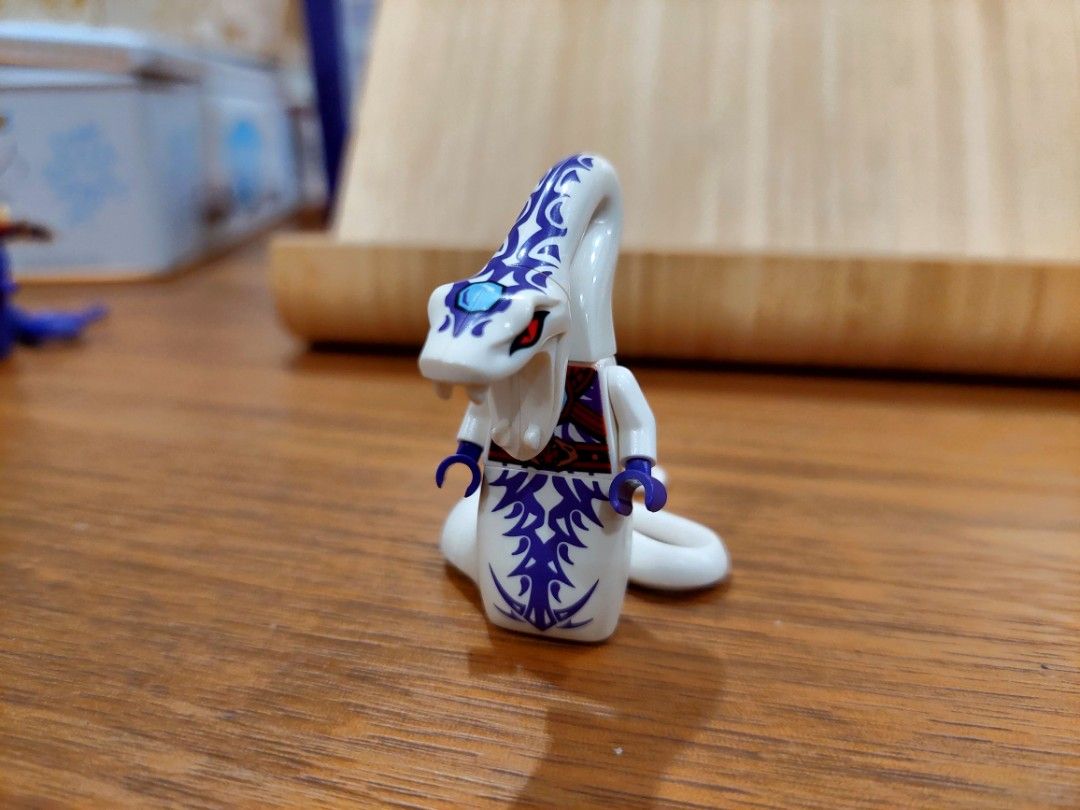 LEGO Pythor Chumsworth (Tournament of Elements) Minifigure - Ninjago ...