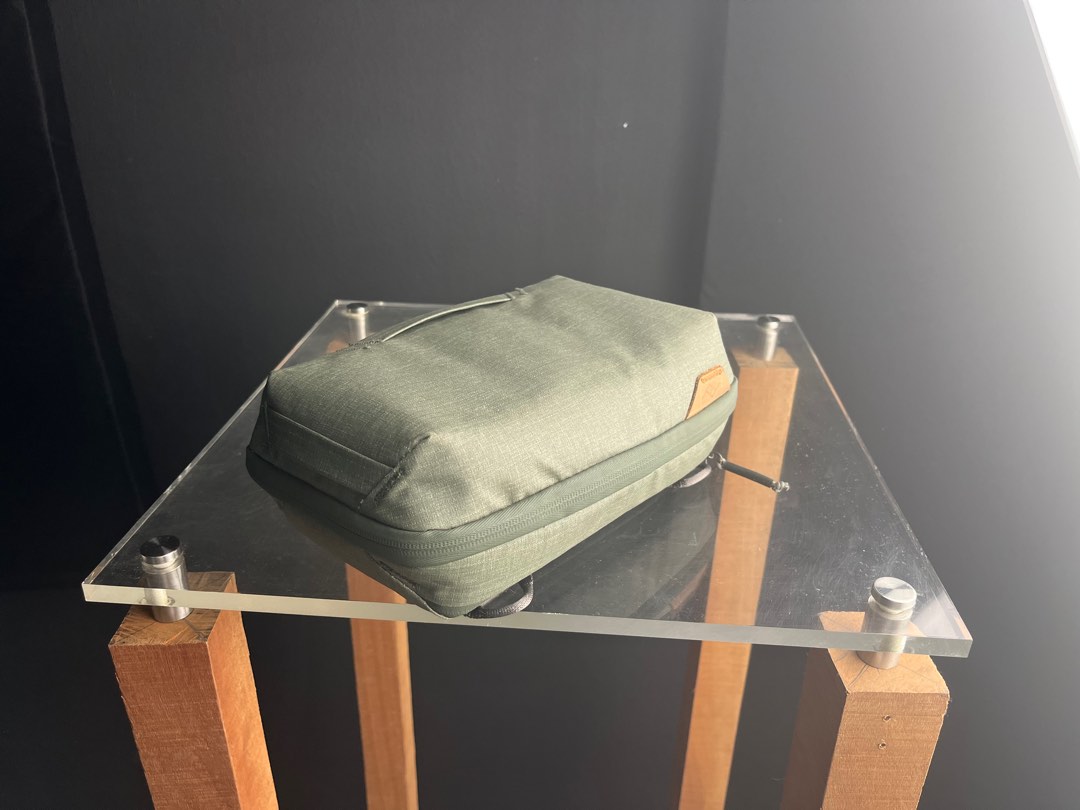 Peak design tech pouch V2.0, Luxury, Bags & Wallets on Carousell