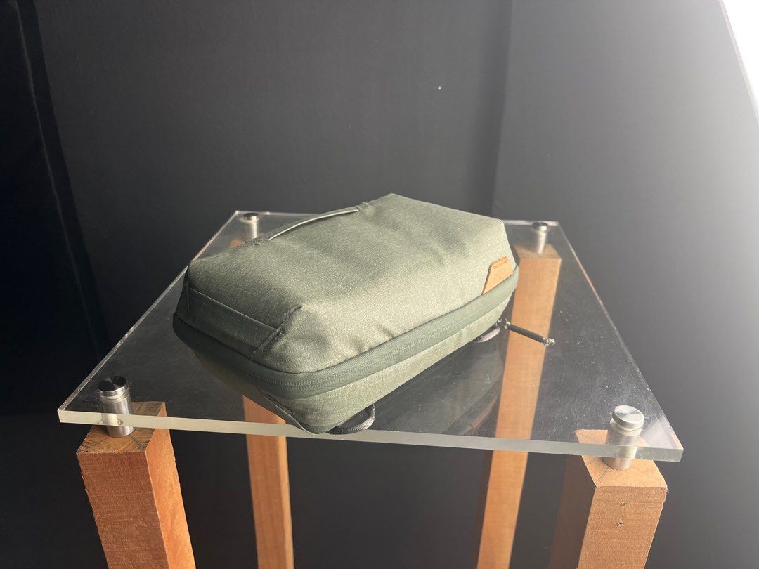 Peak design tech pouch V2.0, Luxury, Bags & Wallets on Carousell