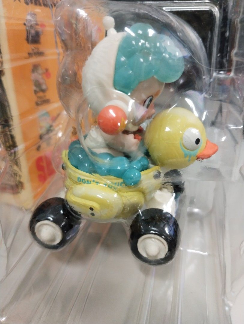 Popmart Skullpanda Rushing out Ducky laid back tomorrow clam shell ...