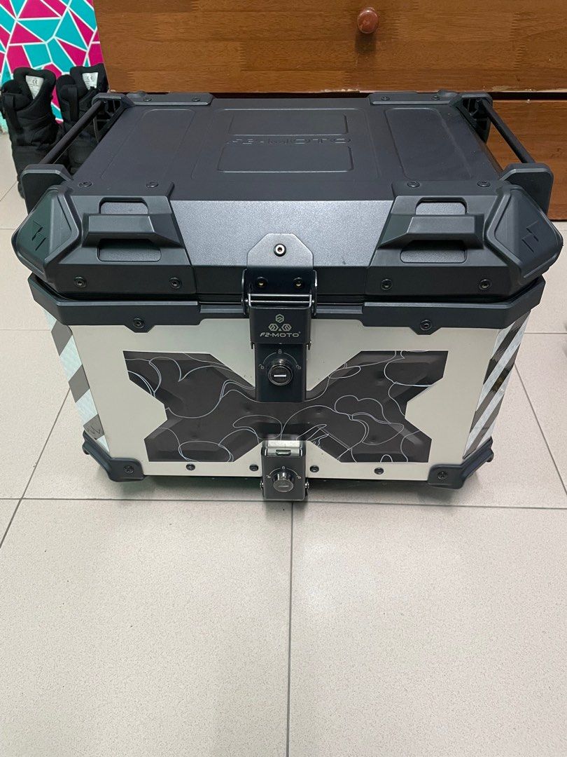 Rack param / box 45l, Announcements on Carousell
